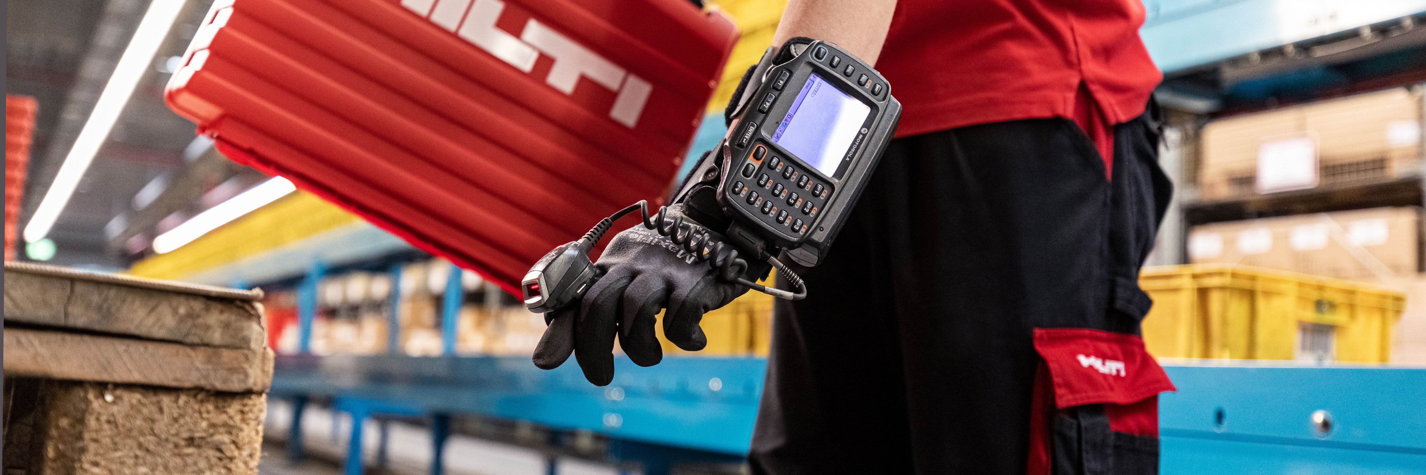 Digitalisierte Prozesse in Logistik und Fertigung - Hilti Schweiz